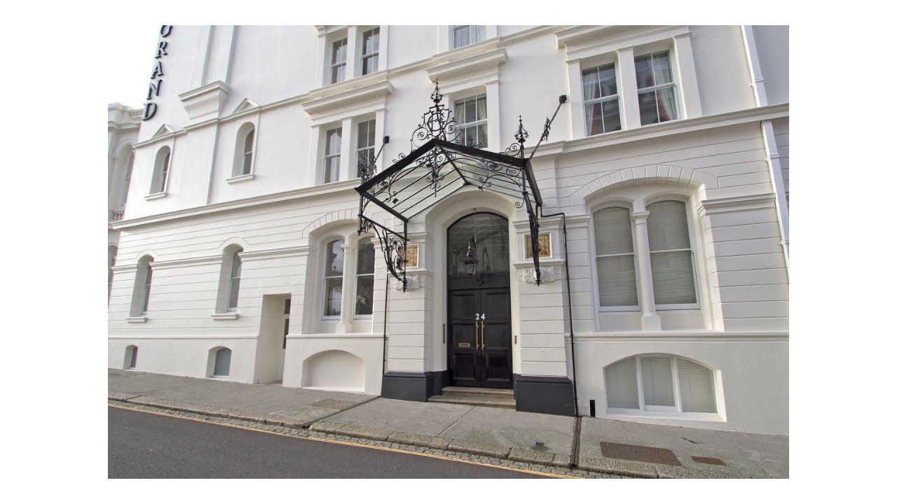 Luxury ground floor apartment, The Hoe. Video Tour - YouTube