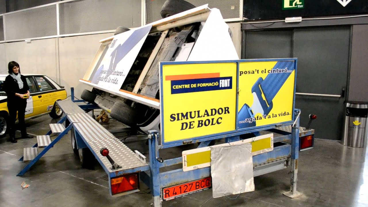 Turnover Simulator in car accident (Motor Show Valencia 2011) - YouTube