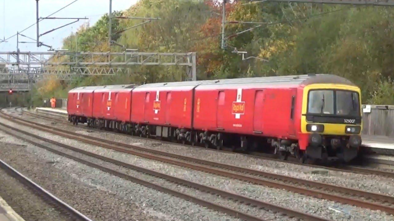 Trains at Tamworth (ft - *RARE* TFW 197 unit move) | 01/11/23 - YouTube