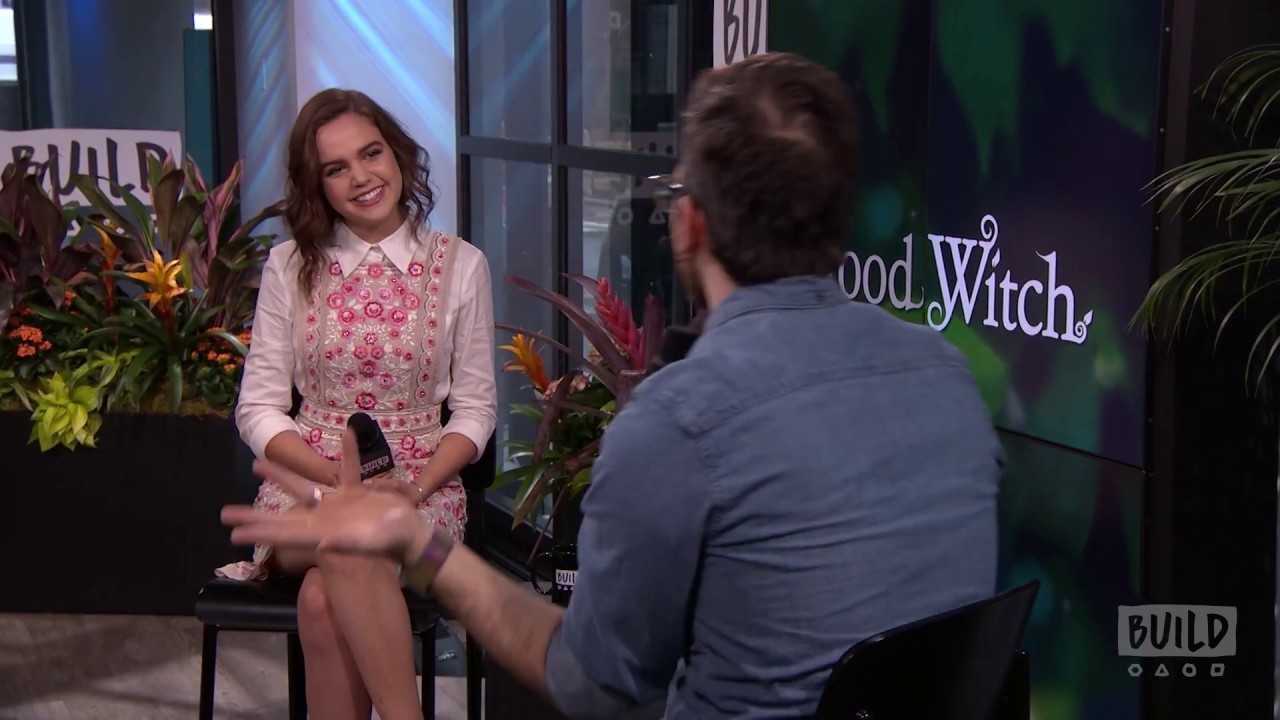 Bailee Madison Speaks On Good Witch Season 3 - YouTube