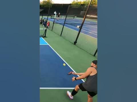 Inside out forehand roll past a defender #pickleball - YouTube
