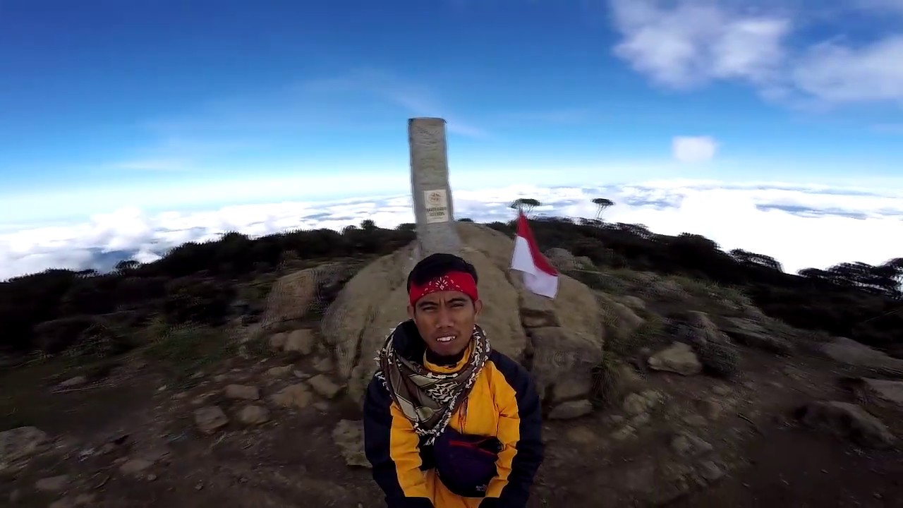 PUNCAK TERTINGGI SULAWESI. RANTE MARIO. GUNUNG LATIMOJONG 3478 MDPL ...