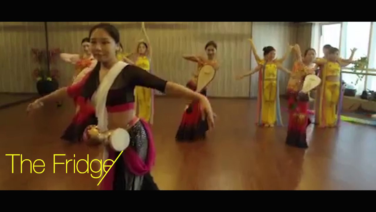 Pipa Chinese Dance - YouTube