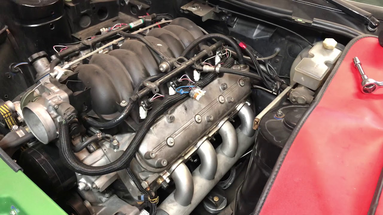Twin Turbo LSXTR7 build. Turbo log manifold. - YouTube