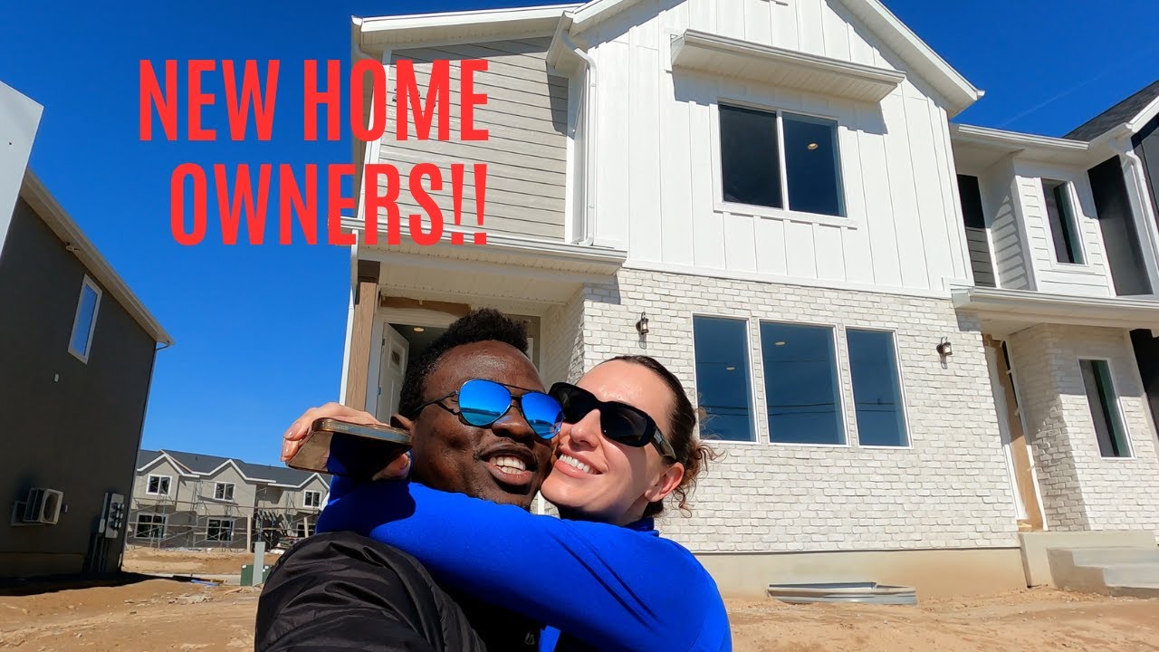 HOUSE TOUR ALERT‼️(finally closed on our home) - YouTube