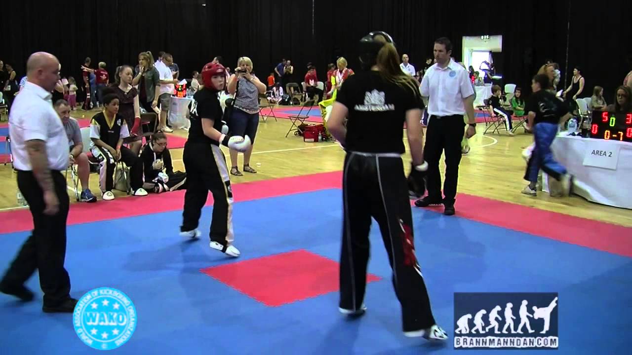 Nicole Moss v Keri Browne White Tiger Challenge 2014 - YouTube