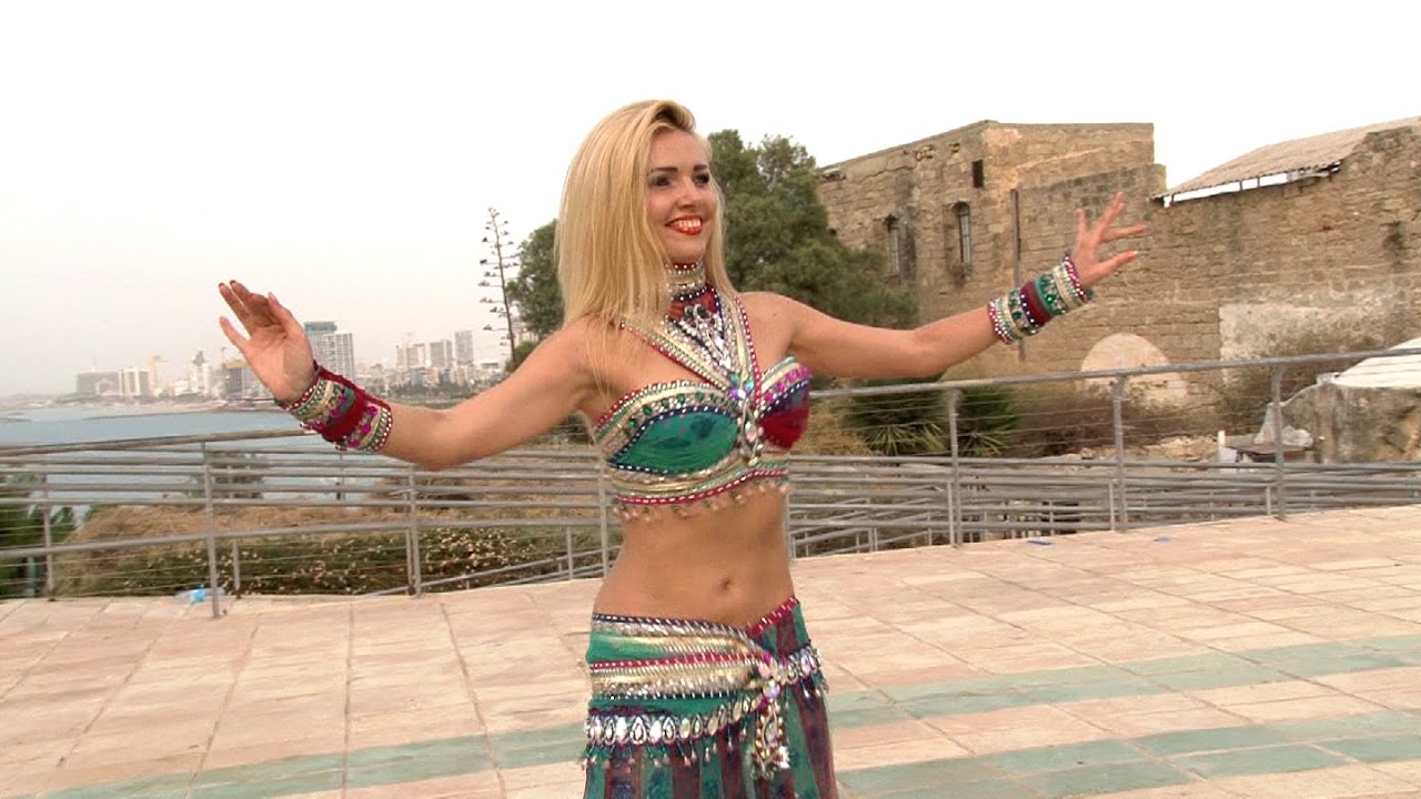 Daria Danilkina Belly Dancer - Drum Solo - YouTube