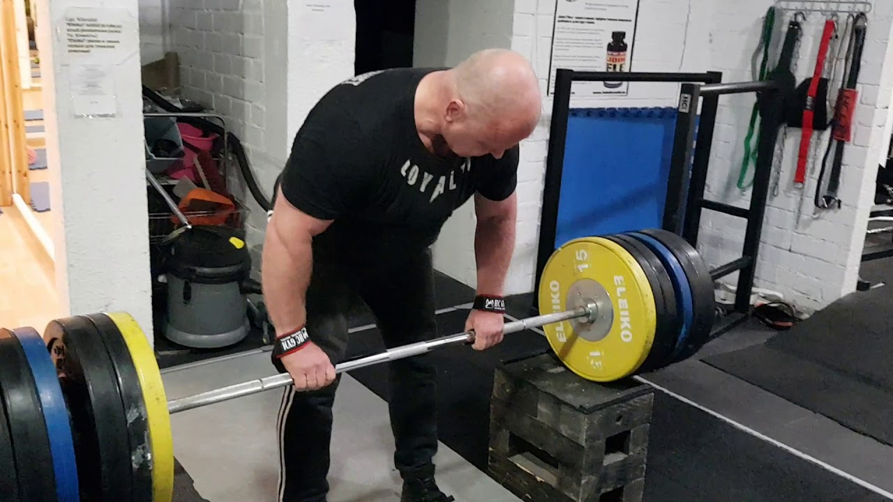 Partial DL for hams and lower back - YouTube