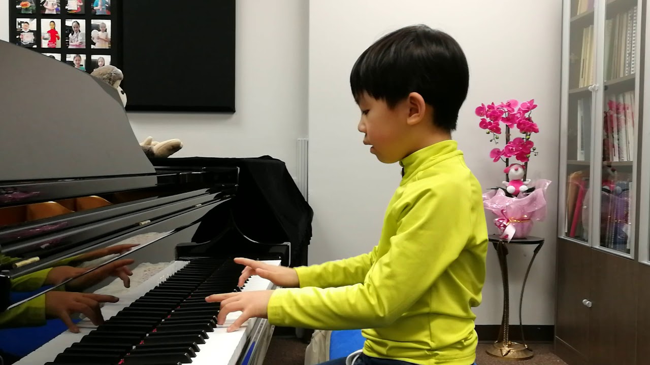Max Ling 6 years plays Sikp to my Lou - YouTube
