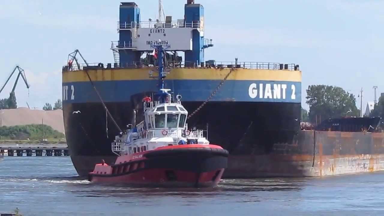 Giant 2 + REM Lift 25000 in Remontowa Shipbuilding Gdańsk 02.08.2013 ...