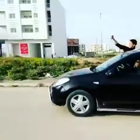 dacia sandero drift (Front Wheels Drifting) - YouTube