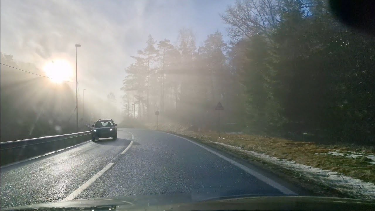 E39 Lyngdal-Vigeland in Norway - Foggy and Sunny Morning Drive 4K - YouTube