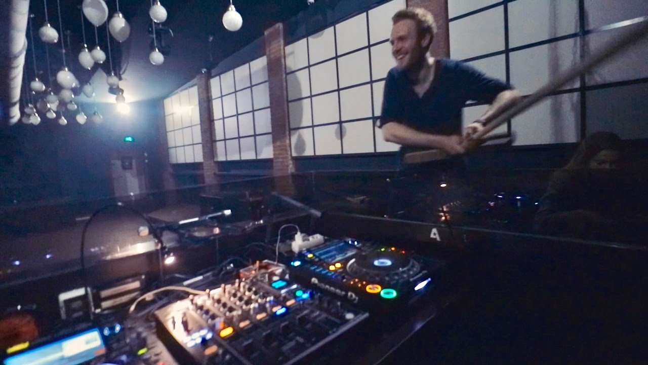 WILD 5am DJ CLUB GIG - YouTube
