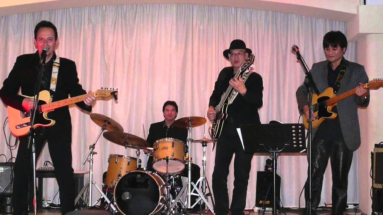 Robert Branche C'est pas sérieux - YouTube