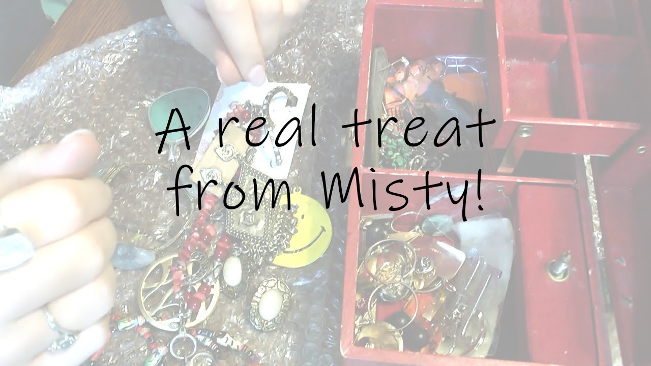 Misty's Treasure Chest mystery jewelry box! Let's see what's inside ...