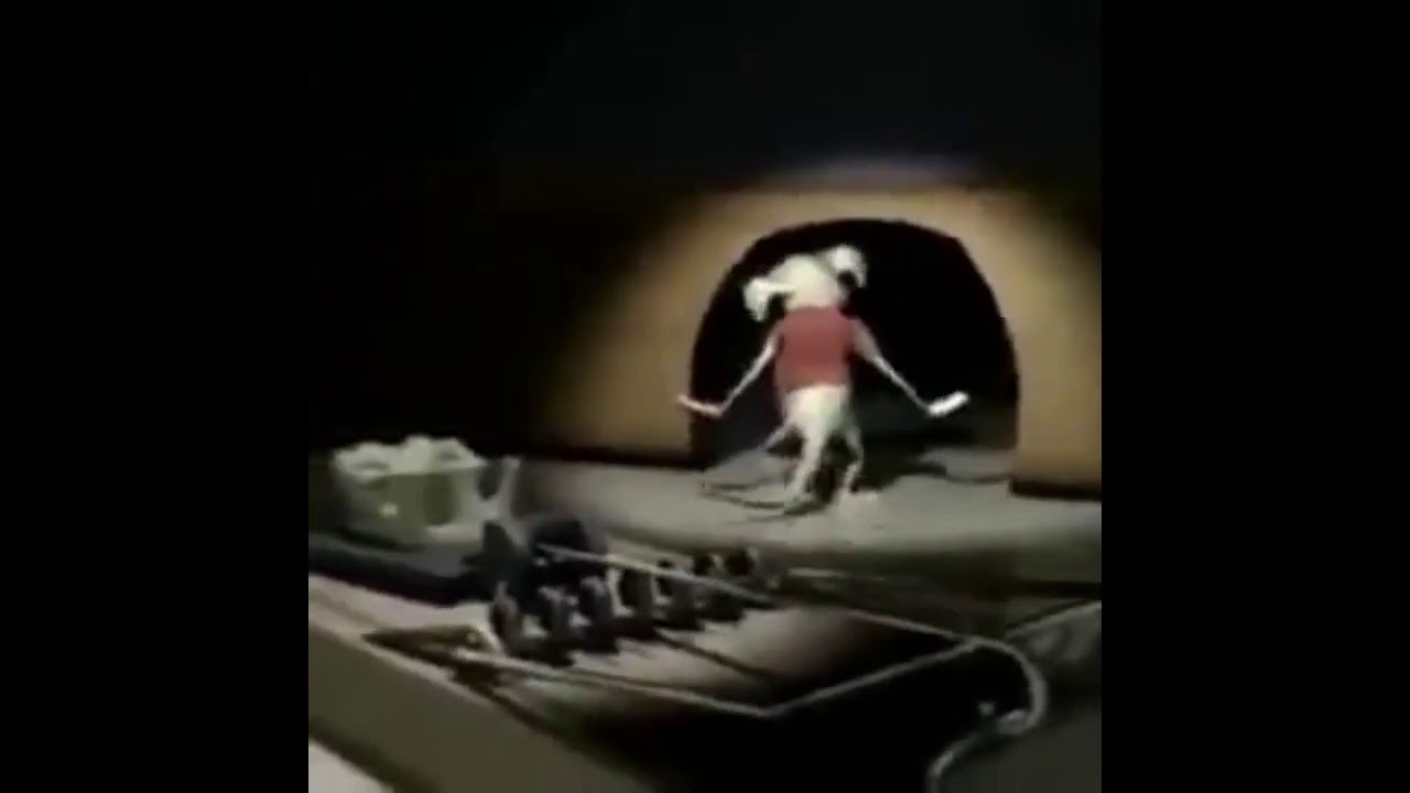 cursed dancing mouse (NO JUMPSCARE) - YouTube