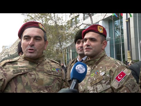 VƏTƏN MÜHARİBƏSİ QAZİLƏRİ PARADI BÖYÜK QÜRURLA İZLƏYİBLƏR