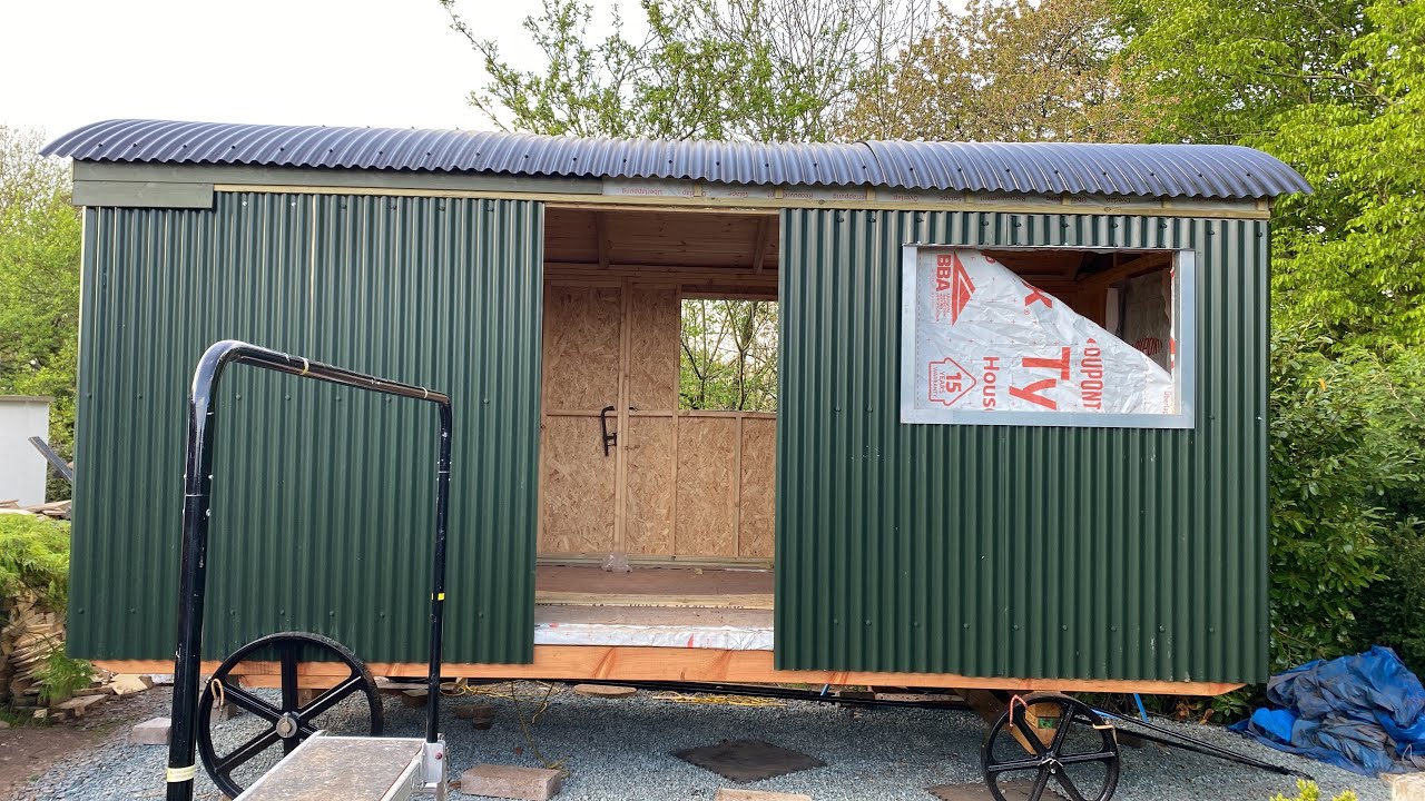 How to build a Shepherds Hut -Walls, Floor and Roof - YouTube