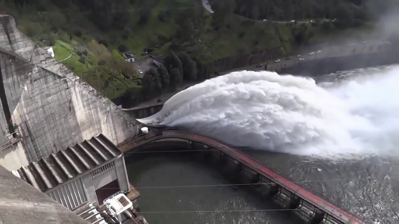 Emergency water discharges ¦¦ Dam water release ¦¦ Pressure ¦¦ Dam ...