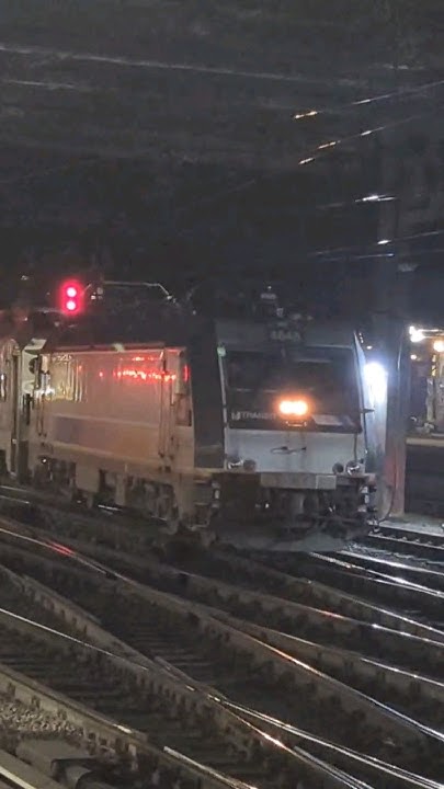 NJT ALP-46A #4648 Departs Out Of NY Penn Station With A Honk!!! #shorts - YouTube