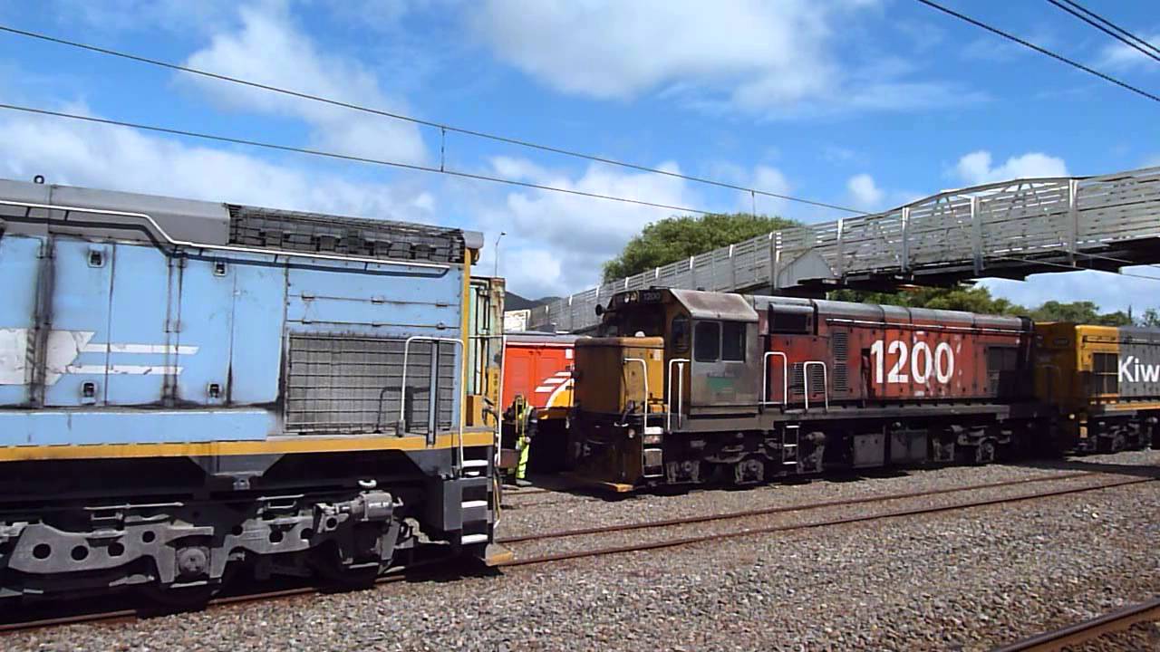 🇳🇿NZ.Rail: DBR Twin's…Woburn - YouTube