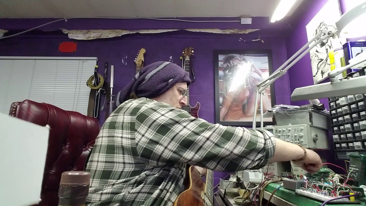 TEN EFFECTS - Messing around with the Barracuda Flanger and Mister ...