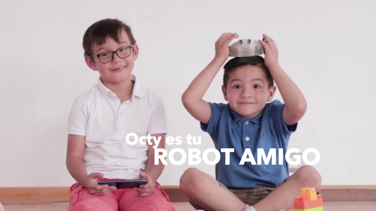 ¡Te presentamos a Octy, tu robot amigo! - YouTube