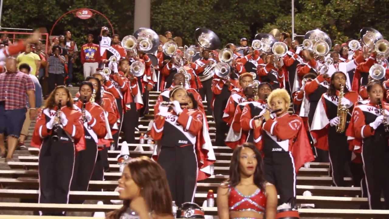 2013 WSSU Band Jamming in the stands 9-14-2013 - YouTube