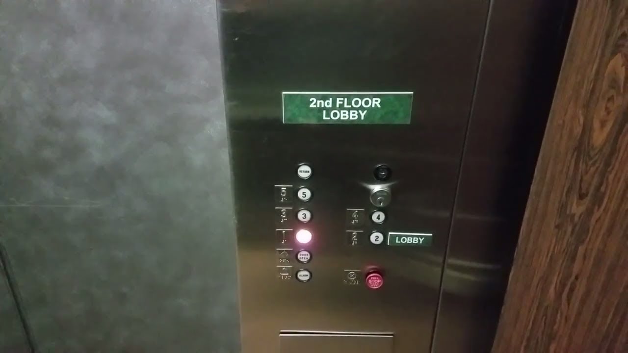 Dover Traditional Hydraulic Elevator at Best Western Arroyo Roble ...