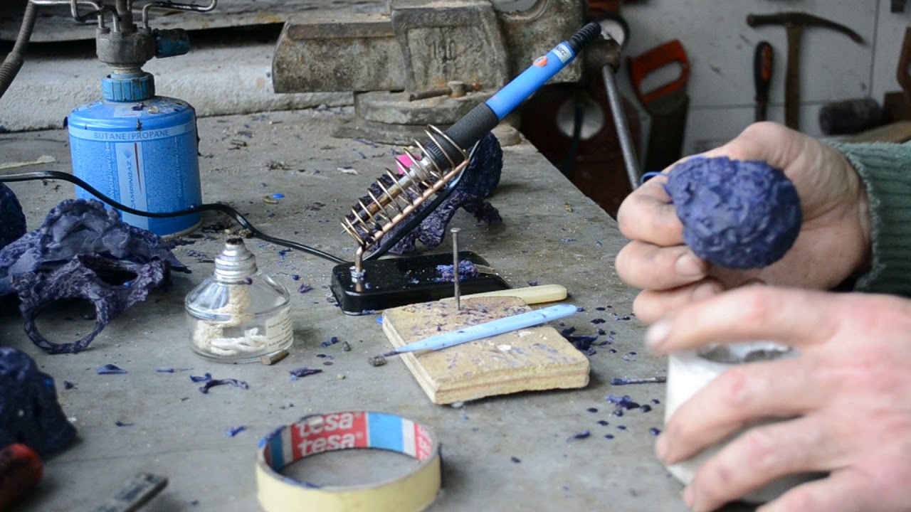 Molding waxes (Lost wax process) - YouTube