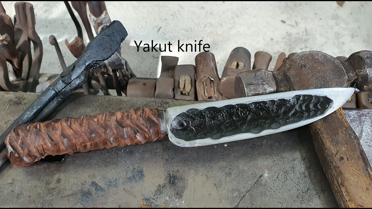 Siberian Yakut knife - YouTube