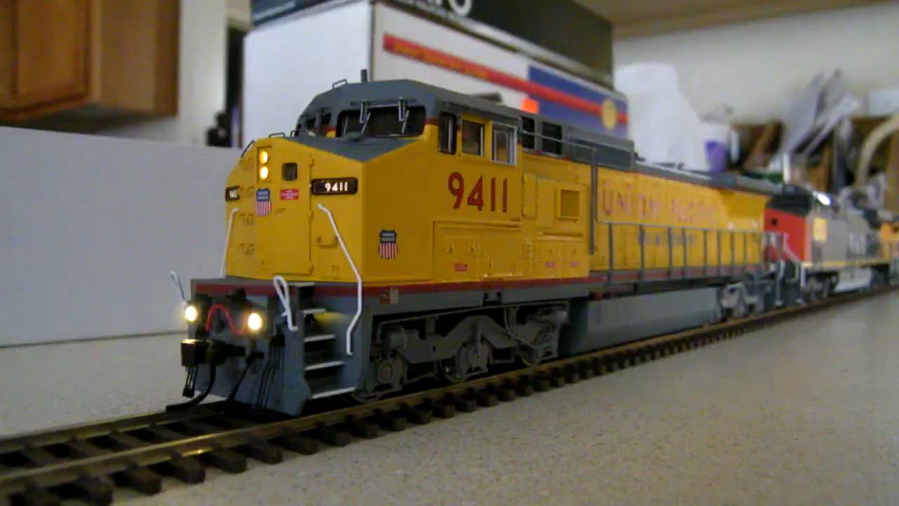 Atlas UPc41-8, Athearn SP/UPAC4400, Kato UP c44-9w - YouTube