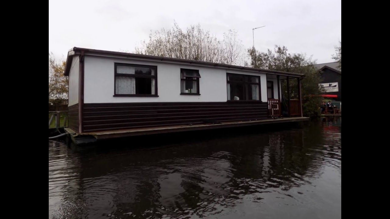 norfolk broads bridge broad houseboat HARMONY OCT 2015 - YouTube