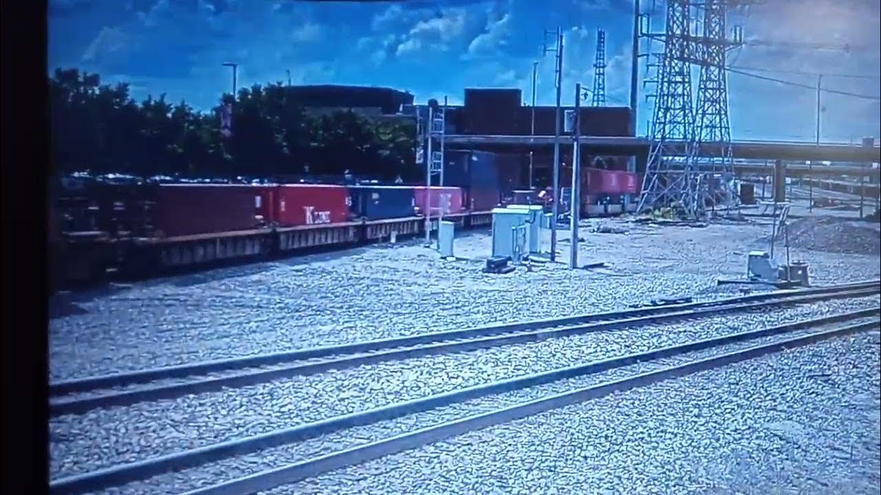 UP 8165 leads Intermodal westbound in St Louis MO - YouTube