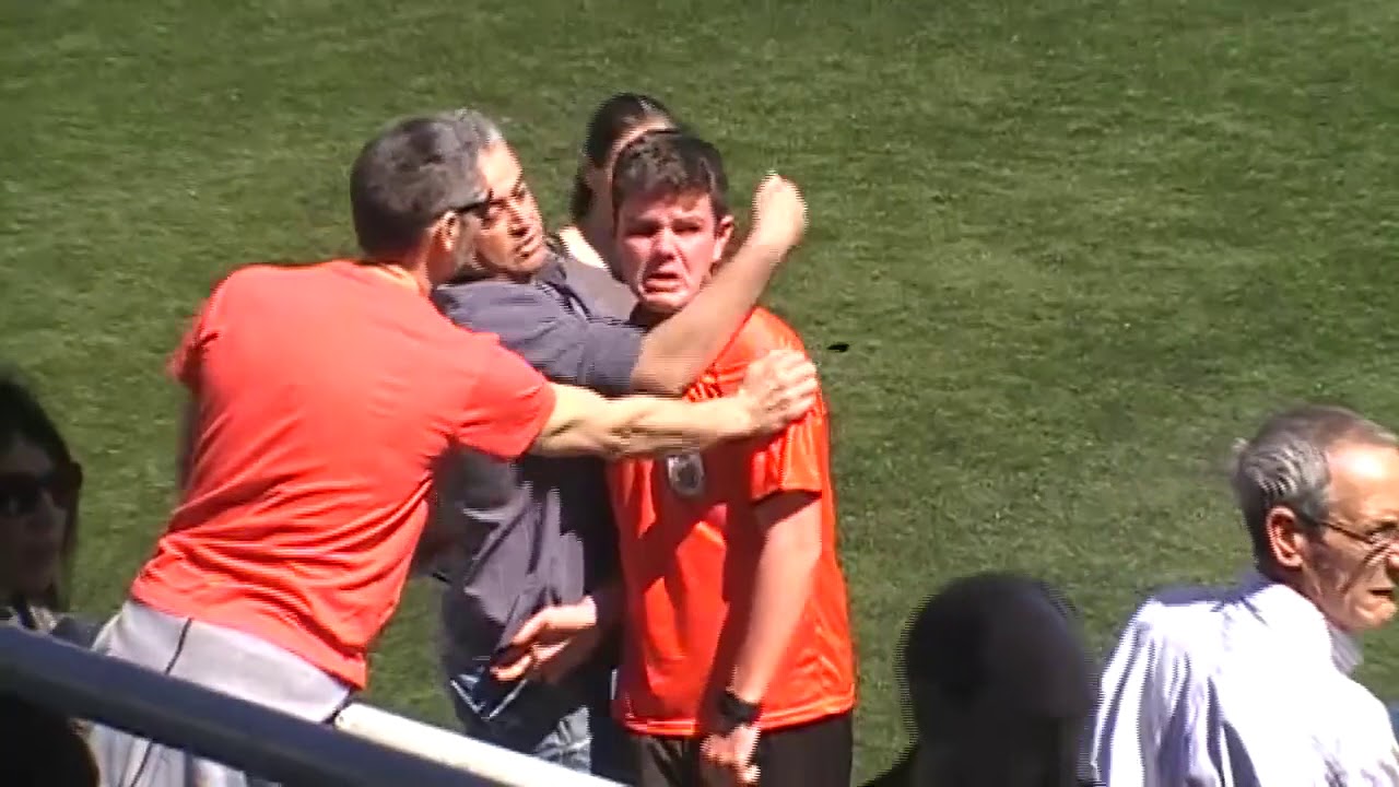 Young Ref Leaves Pitch In Tears After Crowd Abuse - YouTube