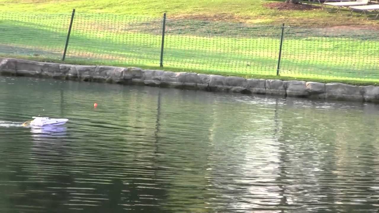 RSM RC Boat Fishing - YouTube