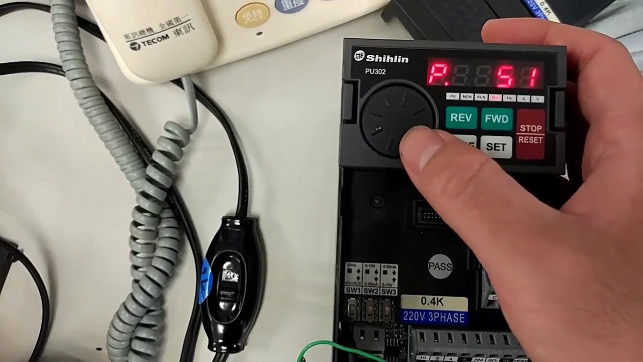 SE3 built-in PLC setting - YouTube