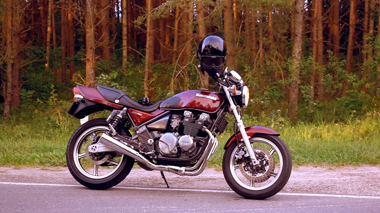 Kawasaki Zephyr ZR550 - YouTube