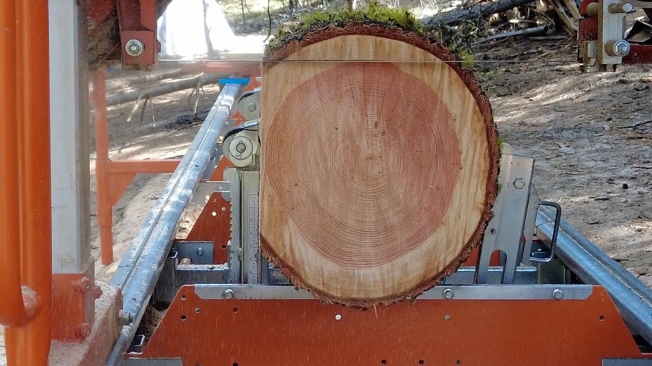 Milling beams for the cabin build. - YouTube