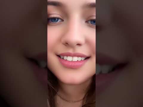 Periscope LIVE BEAUTIFULL GIRL💚 #periscope #live #cute #broadcast #periscopelive#viralvideo #vlog 