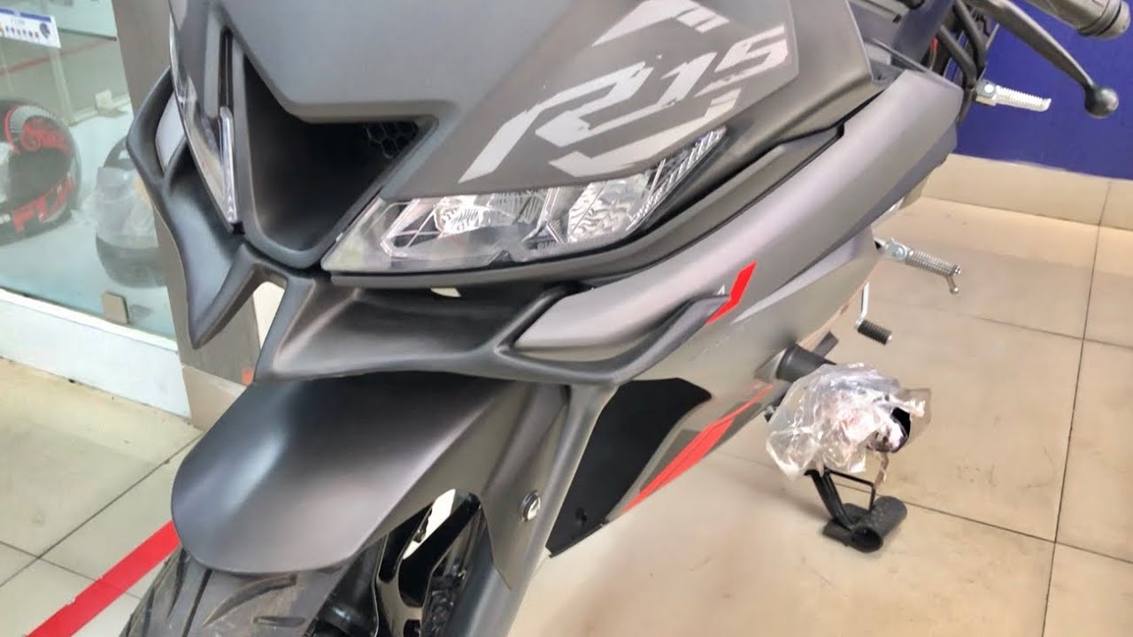 R15 V3 Yamaha ! हिंदी Review ! Thunder Grey ! - YouTube