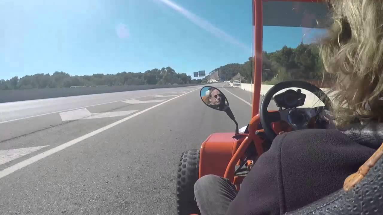 GS Moon 260 - YouTube