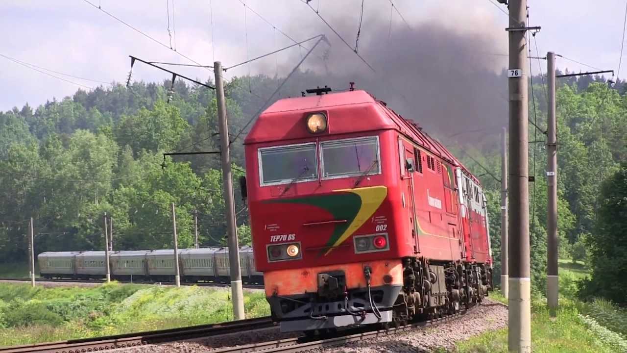 Тепловозы ТЭП70БС-002 и ТЭП70-0347 / TEP70BS-002 and TEP70-0347 - YouTube