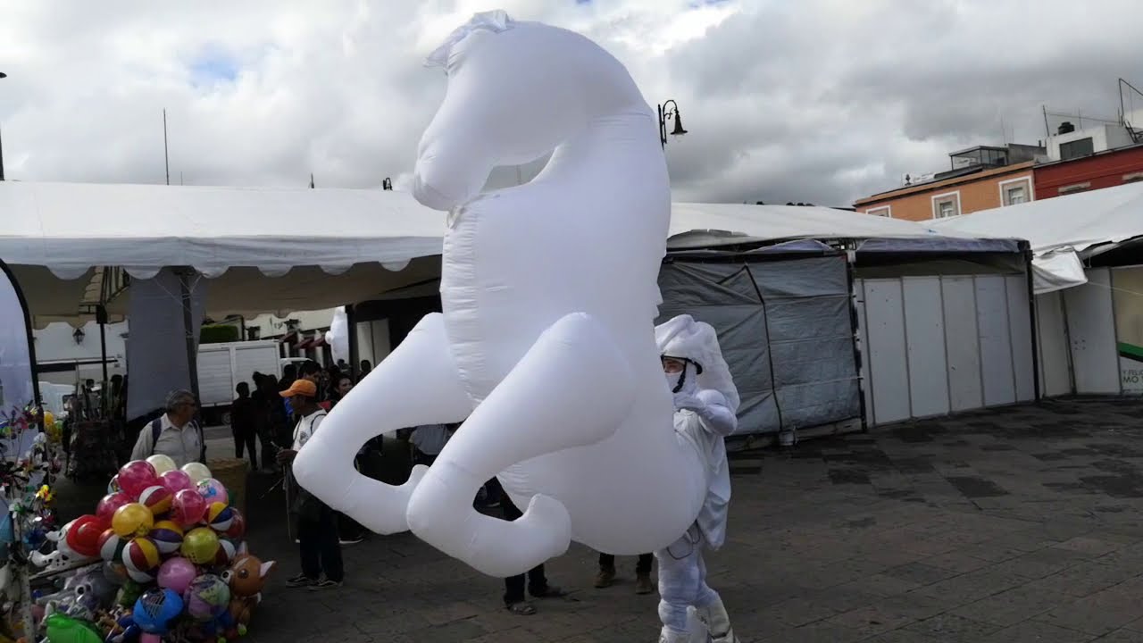 CABALLOS INFLABLES EN FERIA DEL PAN EN MORELIA - MASTER K897🍃 - YouTube