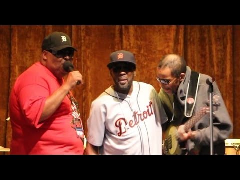 DETROIT BASS DAY 2013 'RALPHE ARMSTRONG' 'JAMES JAMERSON JR' LIVE - YouTube