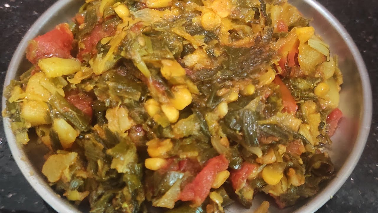 Hare pyaj aalu mix fry sabji recipe simple aur aasan tarike se - YouTube