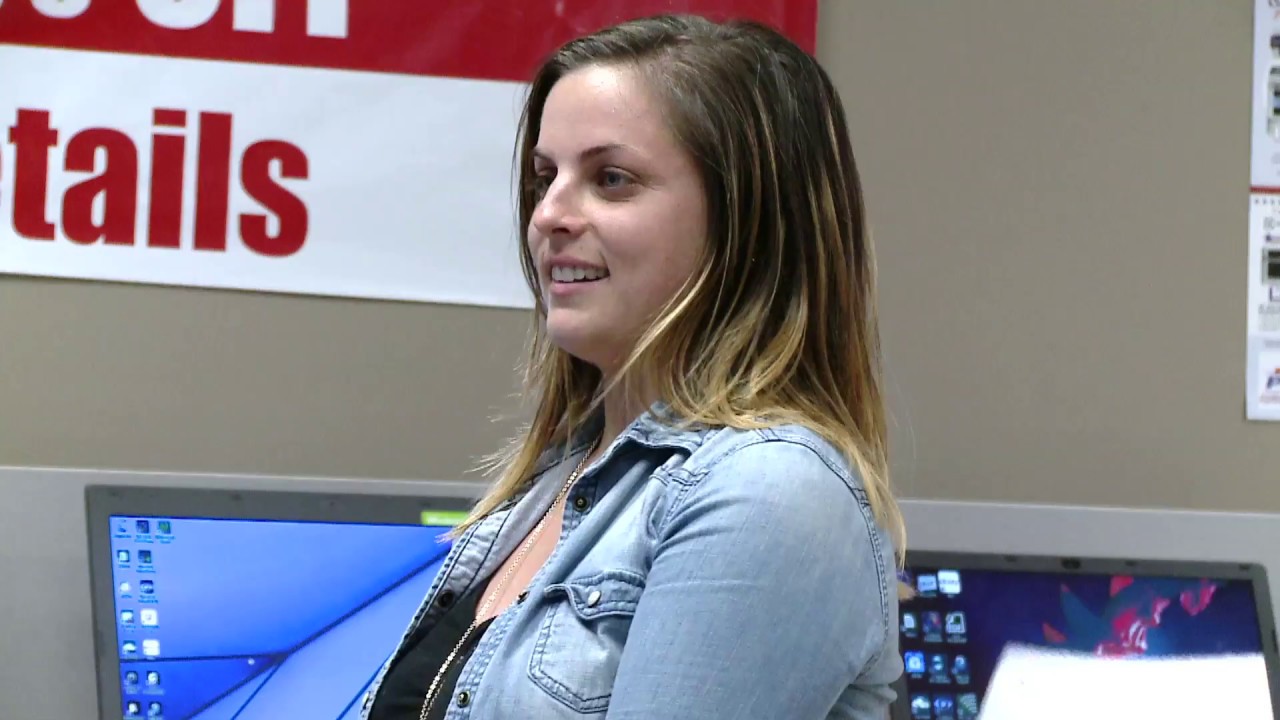 Rings | TV Store Prank | Paramount Pictures UK - YouTube