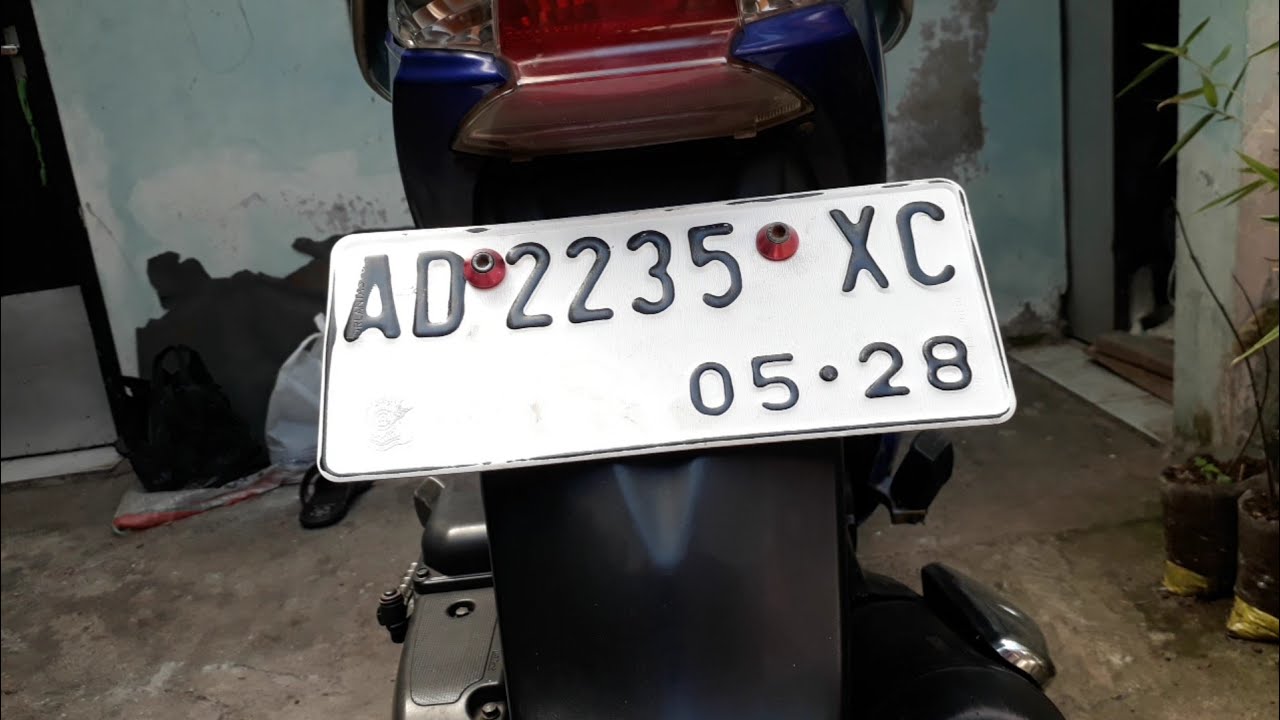 Prosesnya Mudah & caranya gampang ganti plat nomer sepeda motor - YouTube