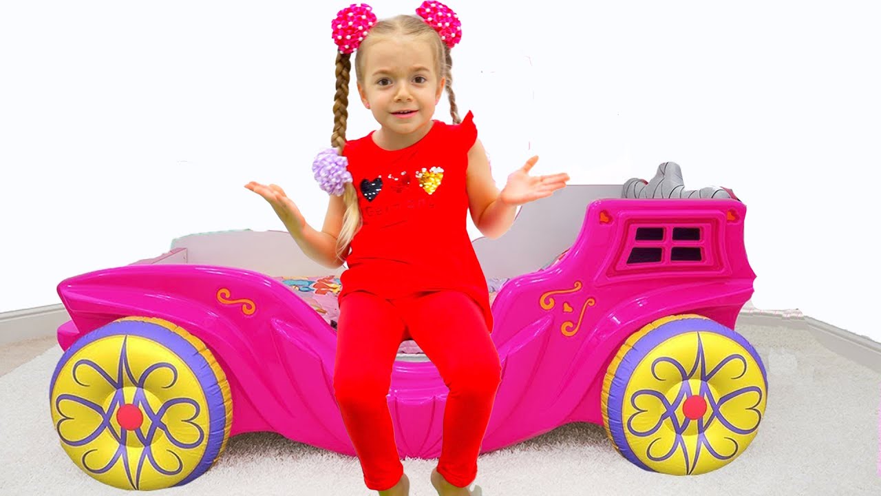 Anabella and her new Princess Room | Video for kids - YouTube