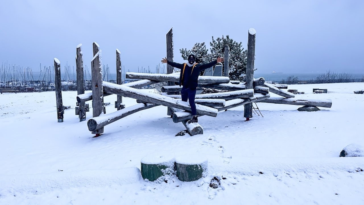 BC Storm | Snow in Vancouver Canada 2022 - YouTube